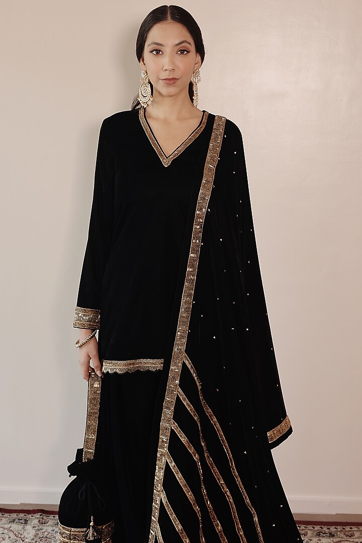 Black Silk Velvet Sharara Set by Shrutkirti at Pernia's Pop Up Shop 2024