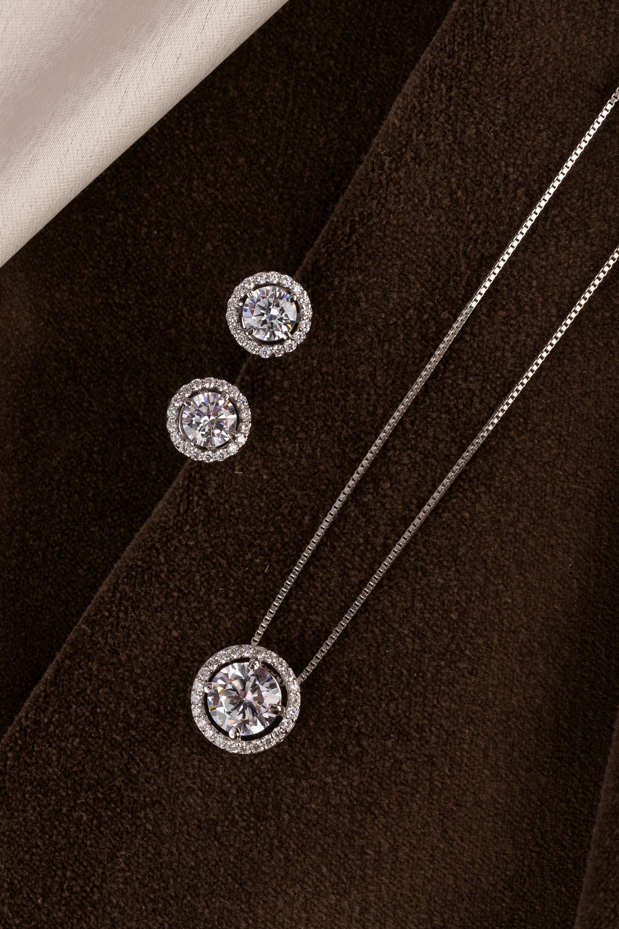 White Finish Zircon Pendant Necklace Set In Sterling Silver by Sica ...