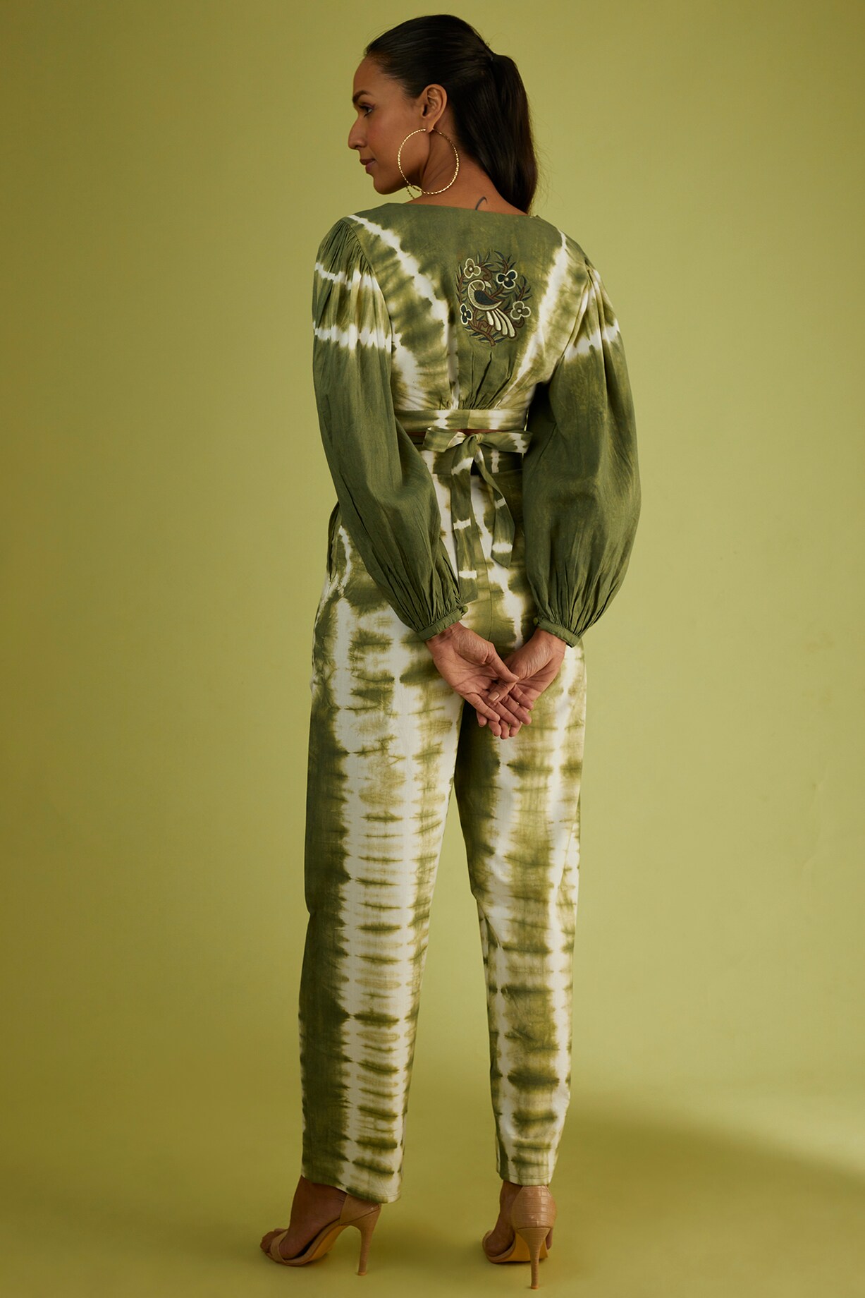 Henna Green Tie-Dyed Co-Ord Set Design by Sini Madhubani at Pernia's ...