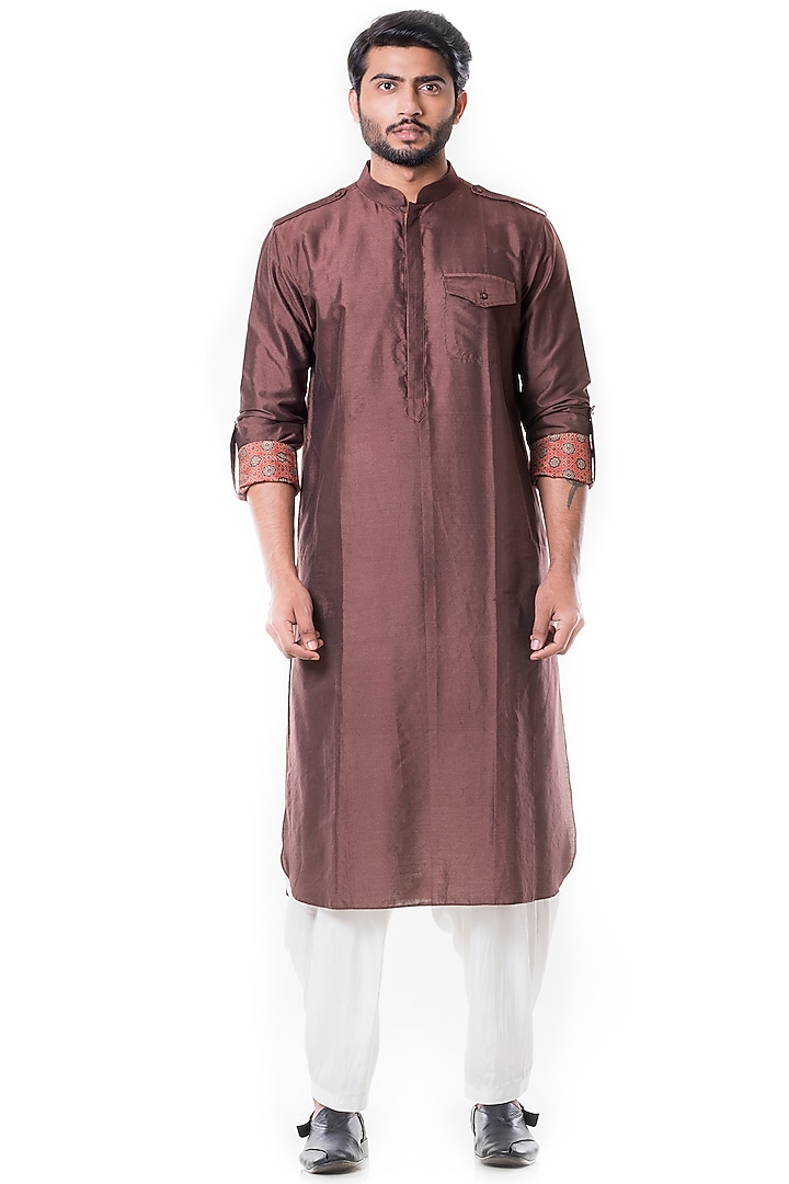 Coffee Brown Pathani Kurta Set Design by Smriti By Anju Agarwal Men at ...