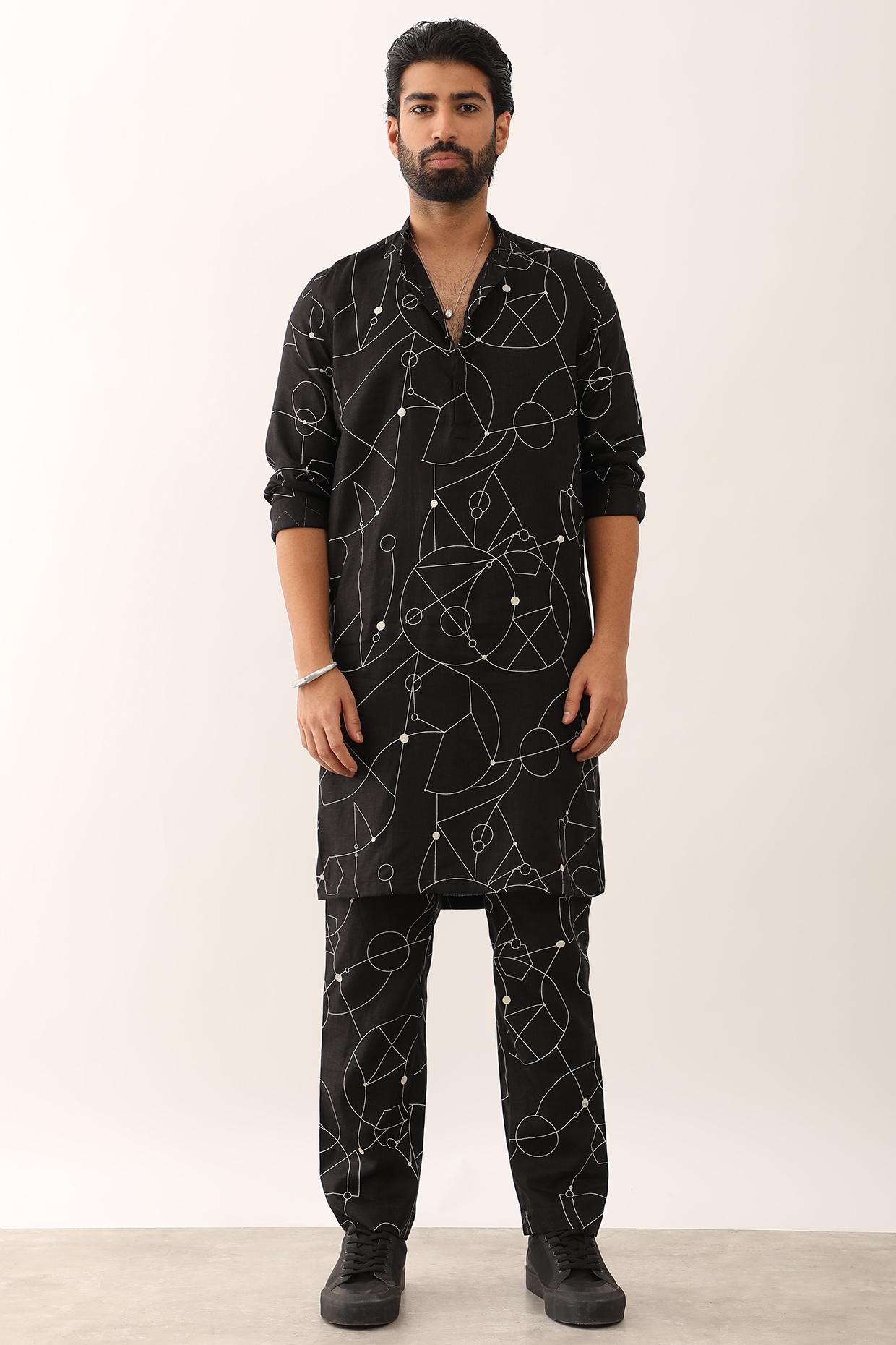 Black Linen Printed Kurta Set by Son Of A Noble SNOB Men at Pernia's ...