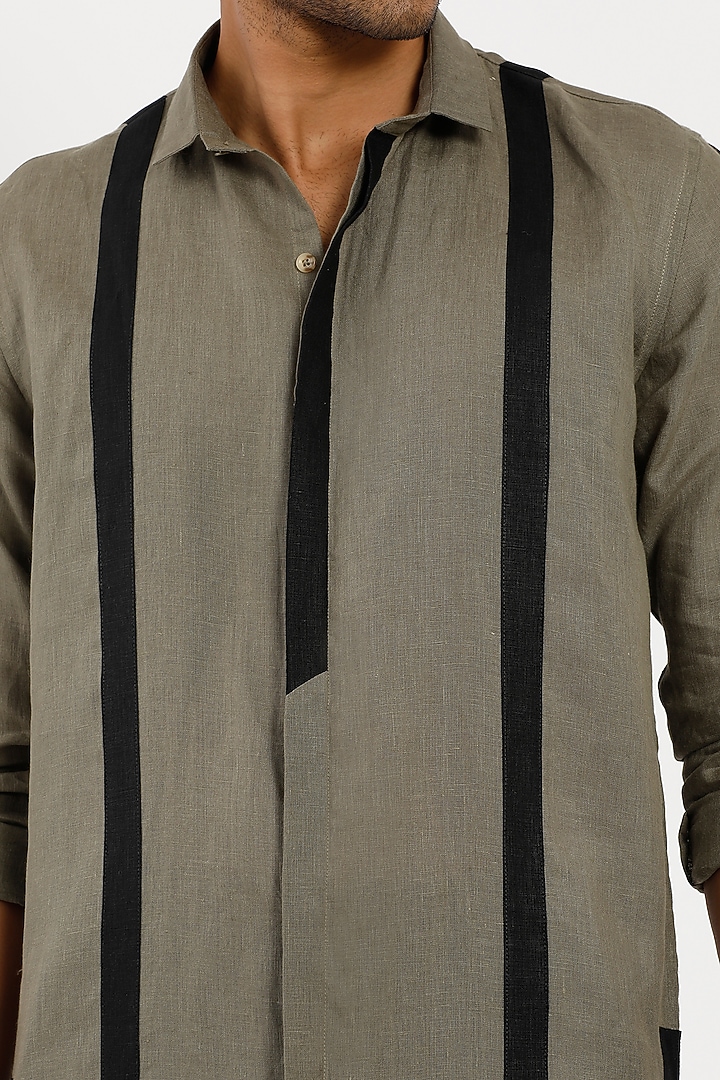 Olive Green Linen Kurta Set Design by Son Of A Noble SNOB Men at Pernia ...