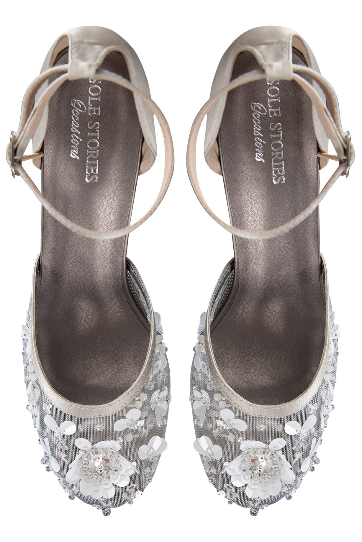 Silver embroidered pumps available only at Pernia's Pop Up Shop. 2024