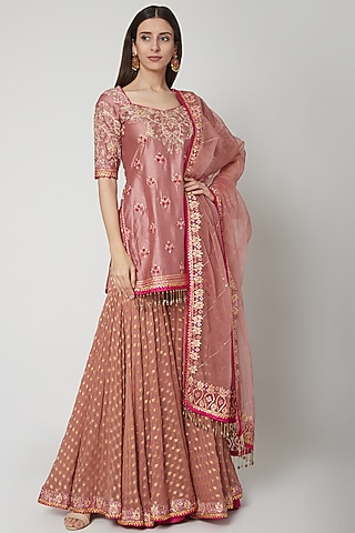 Pooja Outifts For Women - Buy Latest Pooja Dresses & Kurta Set for ...