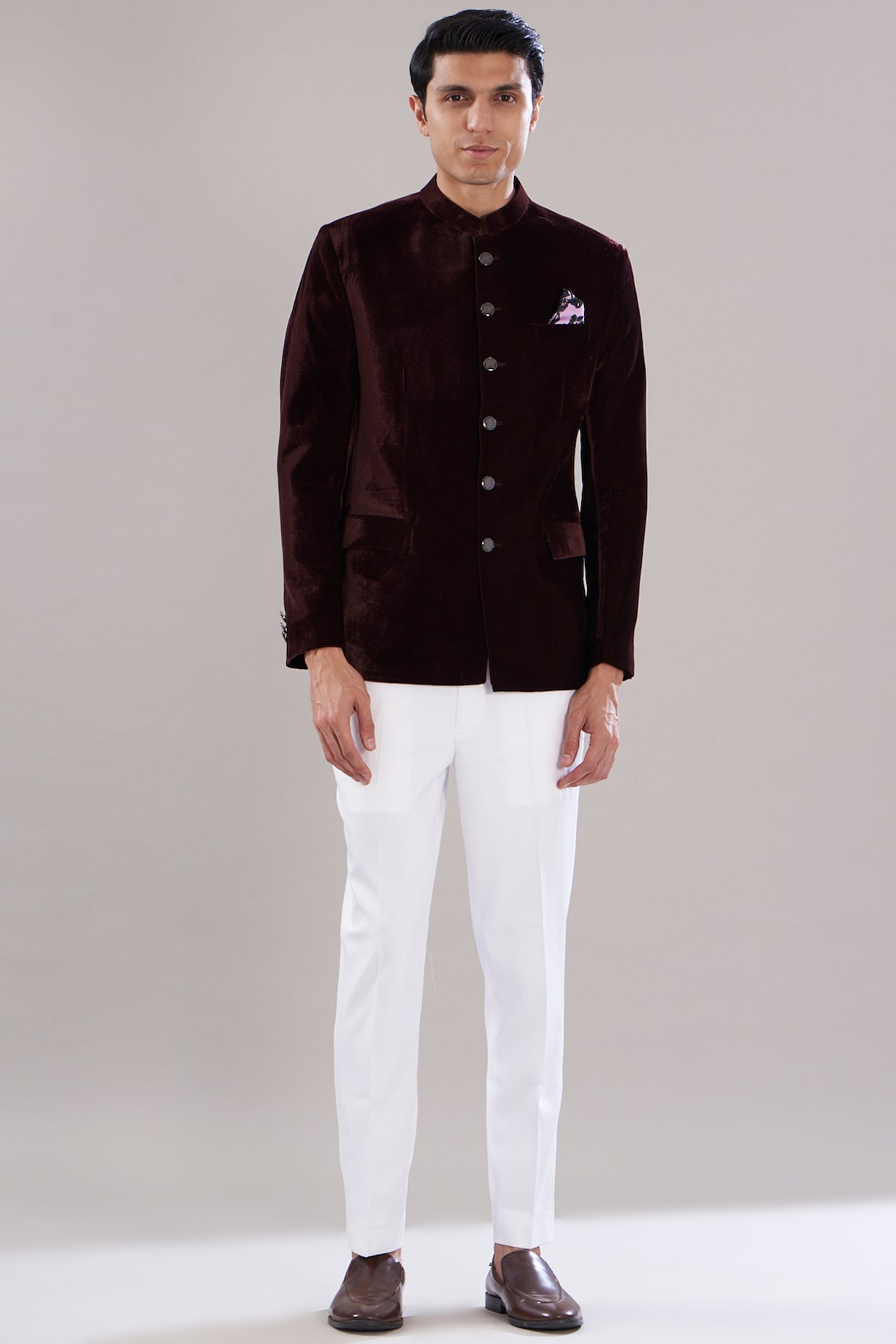 Buy SVEN SUITS Brown Velvet Jodhpuri Jacket Set at Pernia'sPopUpShopMen 2025