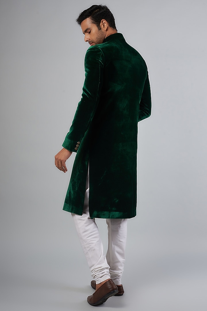 Emerald Green Velvet Wedding Sherwani Set by SVEN SUITS at Pernia's Pop ...
