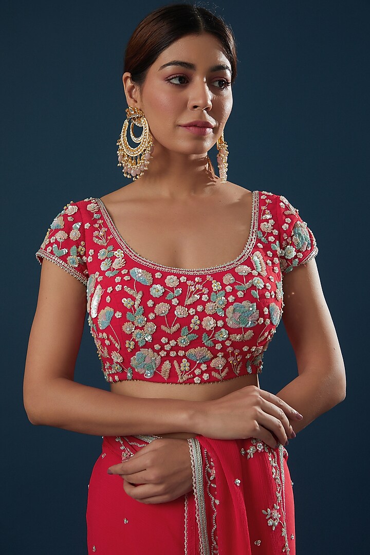 Red Hand Embroidered Saree Set Design by Summer by Priyanka Gupta at Pernia's Pop Up Shop 2024