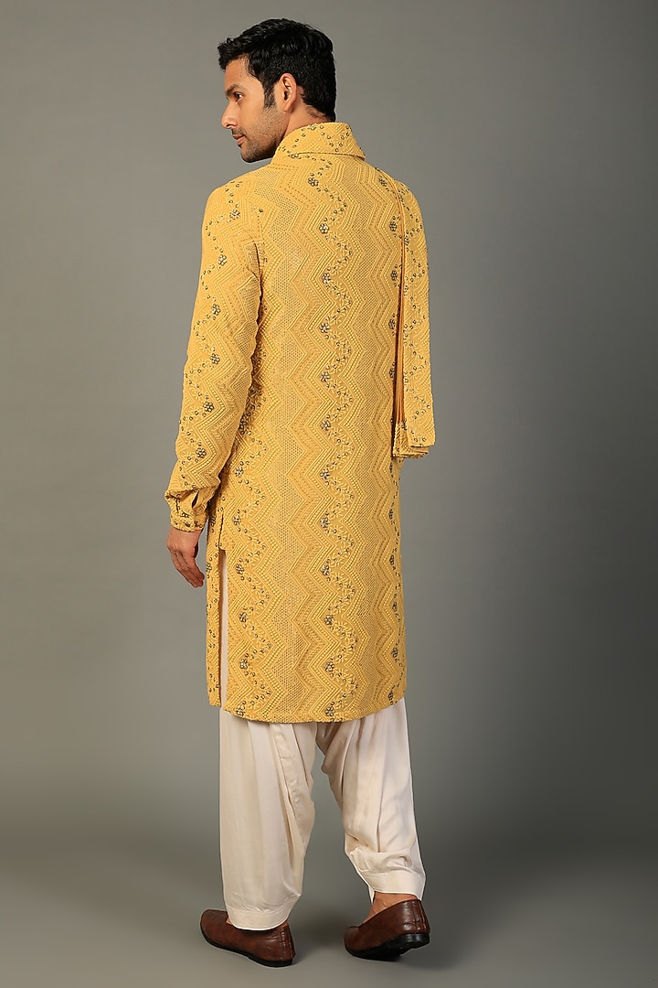 Pastel Yellow Embellished Kurta Set With Stole by SALIL BHATIA at Pernia's Pop Up Shop 2025