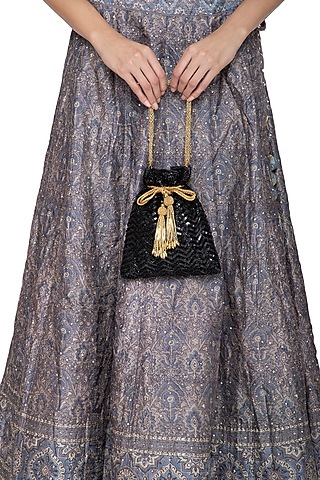 Buy Tarini Nirula Designer Clutches, Potli Bags, Scarves, Ties 2021