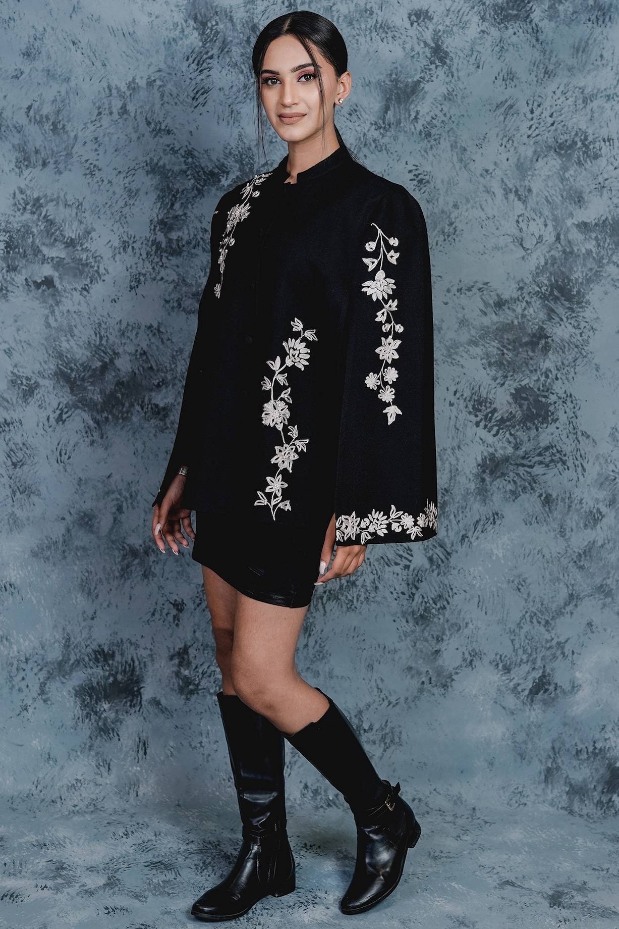 Black Embroidered Cape by Taroob at Pernia's Pop Up Shop 2026