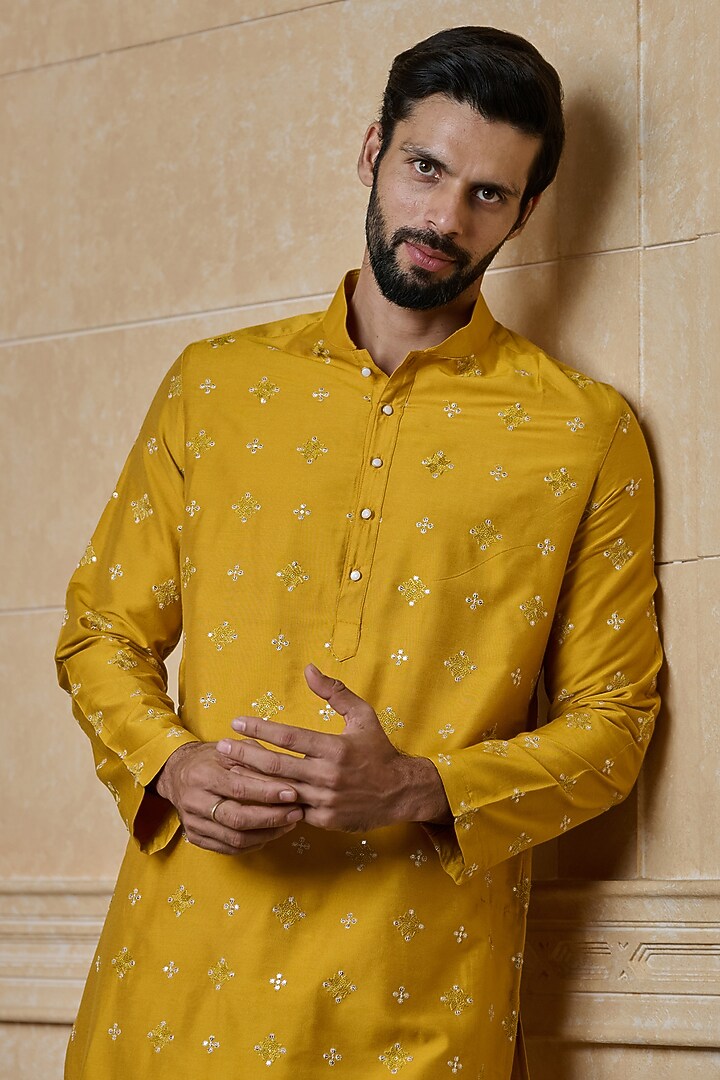 Yellow Jacquard Floral Embroidered Kurta Set Design by TASVA at Pernia ...