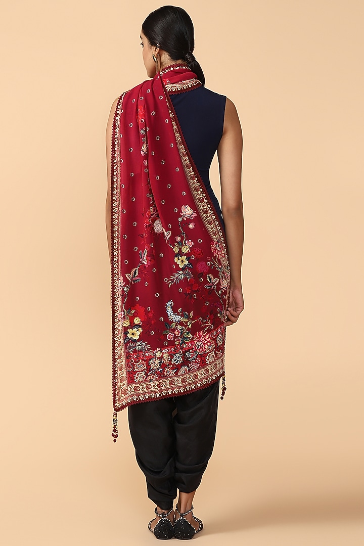 Pink Printed Georgette Stole by Tarun Tahiliani at Pernia's Pop Up Shop ...