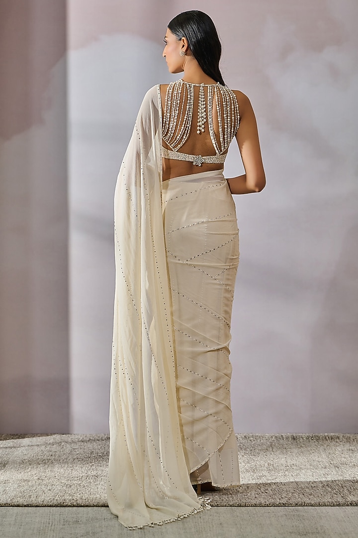 Ivory Silk Georgette Draped Saree Set by Tarun Tahiliani at Pernia's Pop Up Shop 2025