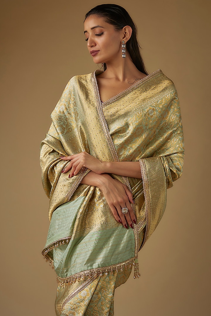 Jade Brocade Hand Embroidered Saree Set by Tarun Tahiliani at Pernia's Pop Up Shop 2025