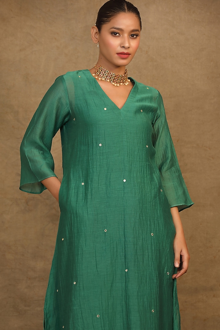 Emerald Green Silk Chanderi Mirror Hand Embroidered Kurta Set by Trendy ...