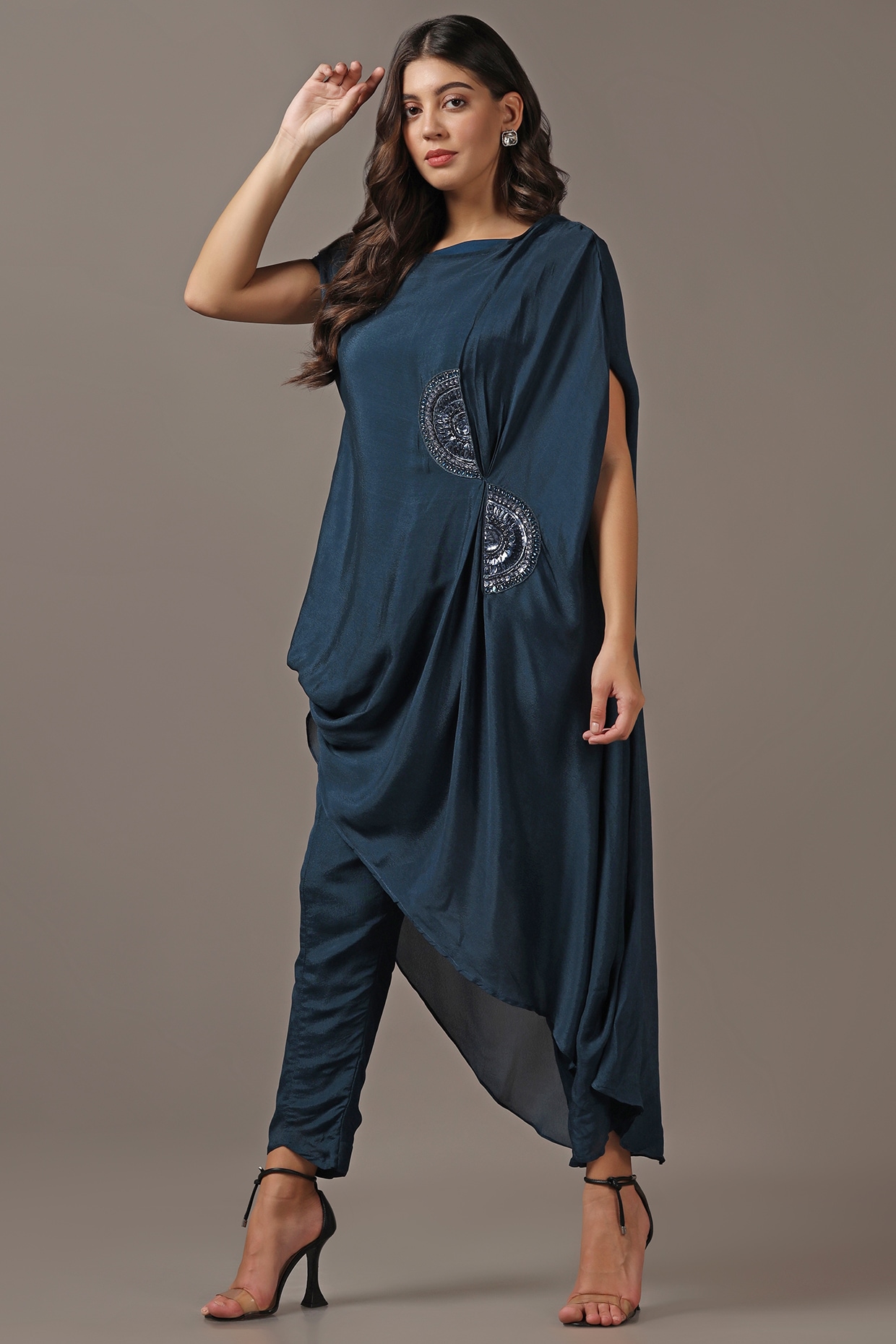 Teal Green Silk Asymmetric Off-Shoulder Kurta Set by Two Sisters By Gyans at Pernia's Pop Up ...