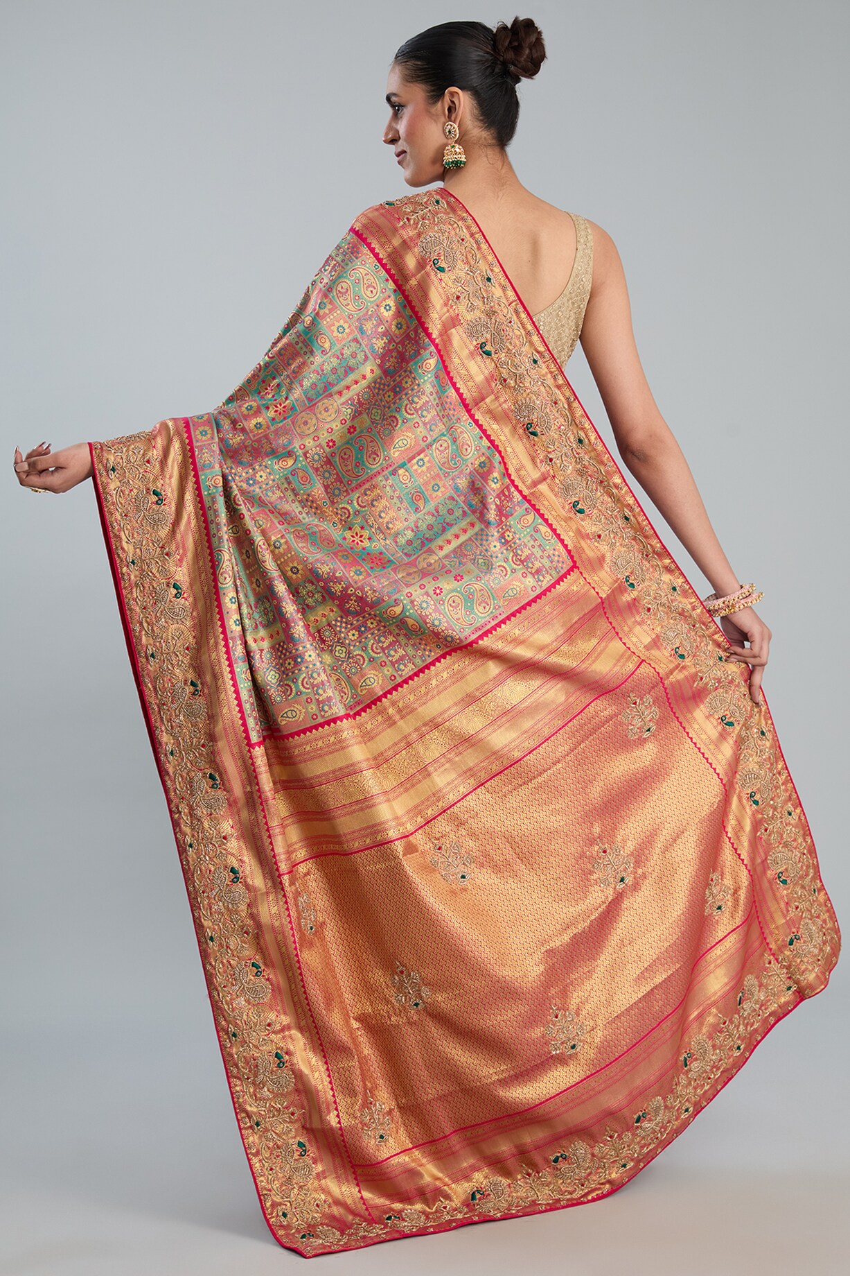 Blue Vegan Silk Printed Saree Set Design by TYAASHU at Pernia's Pop Up ...