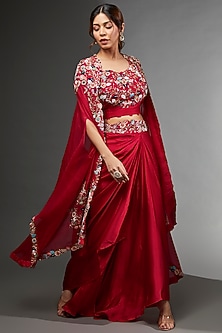 Red Organza Embroidered Cape Set Design by USHA BAGRI at Pernia's Pop ...