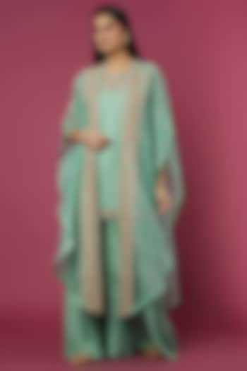 Blue Embroidered Cape Set by USHA BAGRI at Pernia's Pop Up Shop 2025