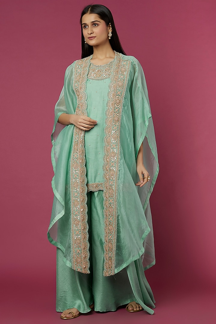 Blue Embroidered Cape Set by USHA BAGRI at Pernia's Pop Up Shop 2025