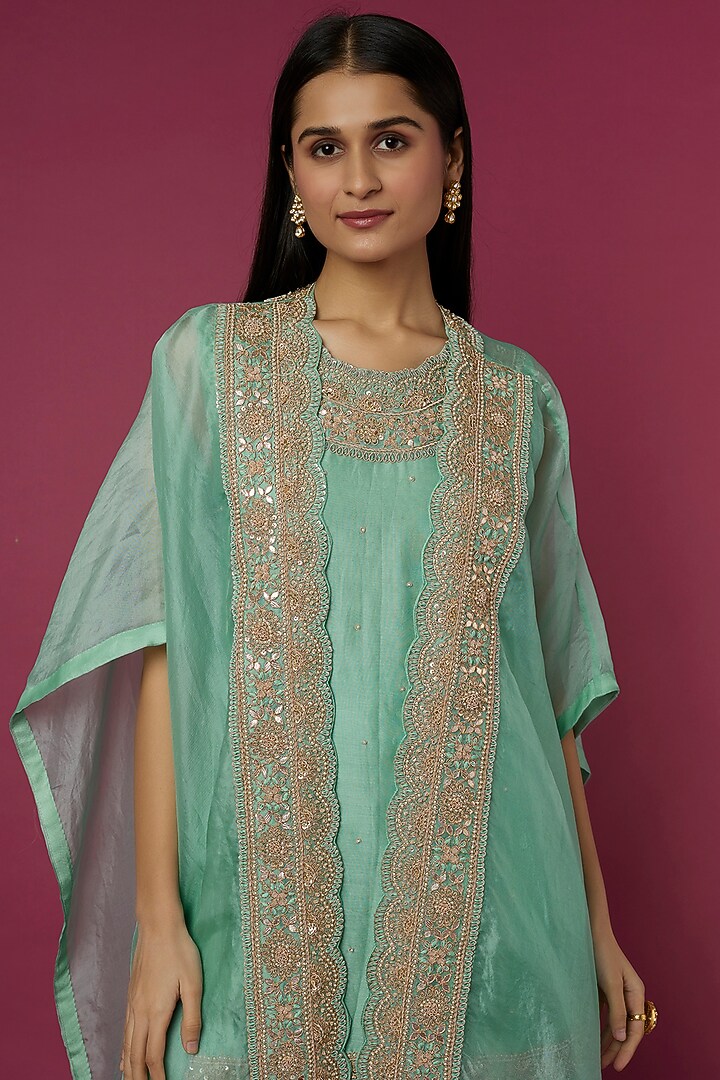 Blue Embroidered Cape Set by USHA BAGRI at Pernia's Pop Up Shop 2025