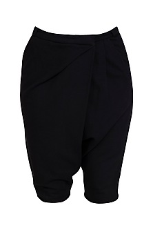 Black Cotton Jersey Pants Design by Kapda By Urvashi Kaur at Pernia's ...