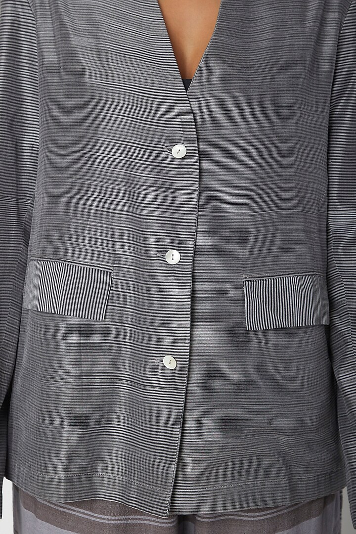 Grey Chanderi Silk Blazer by Urvashi Kaur at Pernia's Pop Up Shop 2025