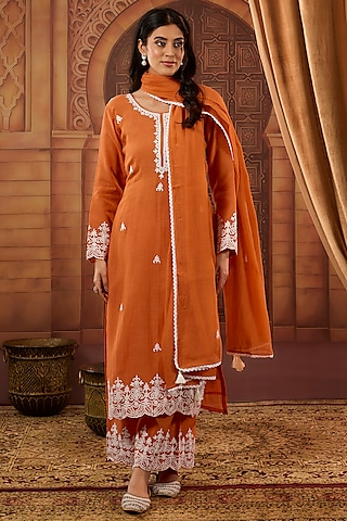 Orange Mal Fabric Dori Work Kurta Set by VAGA FASHIONS at Pernia's Pop ...