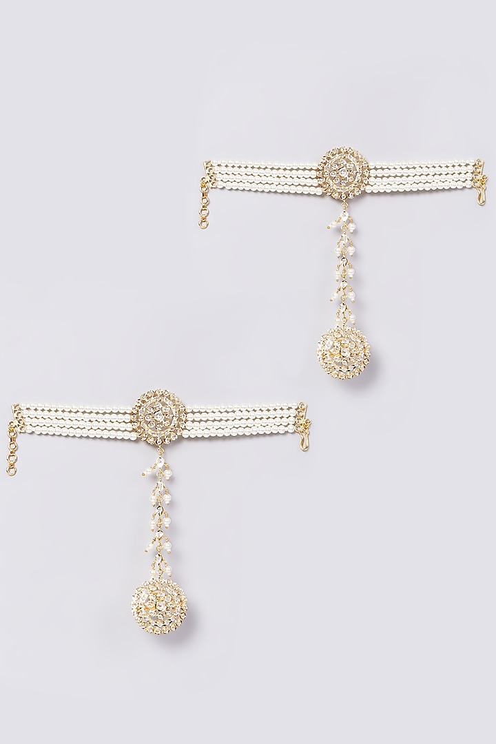 Gold Finish Pearl Haath Phool (Set Of 2) by VASTRAA Jewellery at Pernia ...