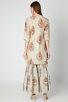 Vastraa: Buy Vastraa Designer Sarees, Lehengas, Anarkalis