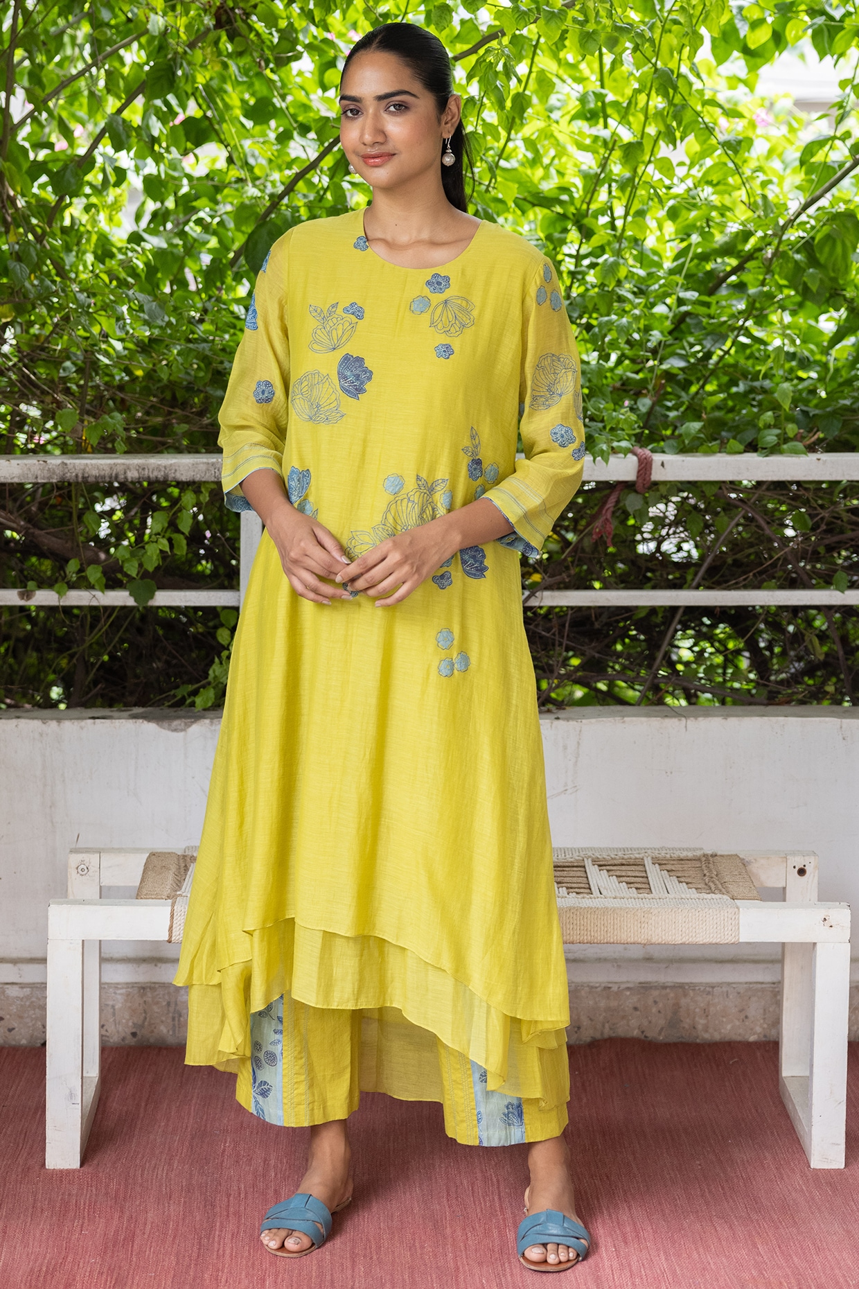 Lime Cotton Muslin Applique Kurta Set by Vaayu at Pernia's Pop Up Shop 2025