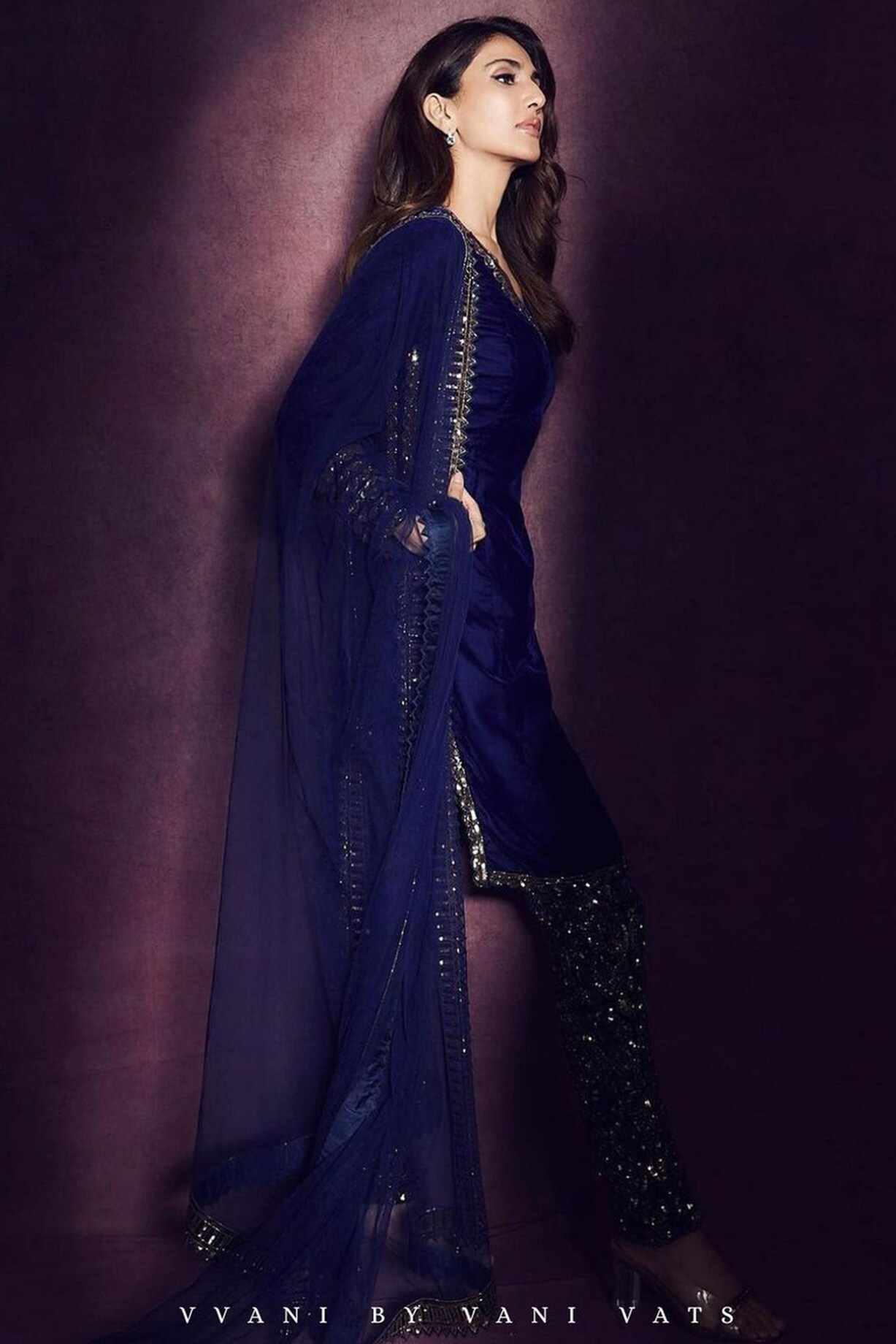 Navy Blue Hand Embroidered Kurta Set by Vvani by Vani Vats at Pernia's ...