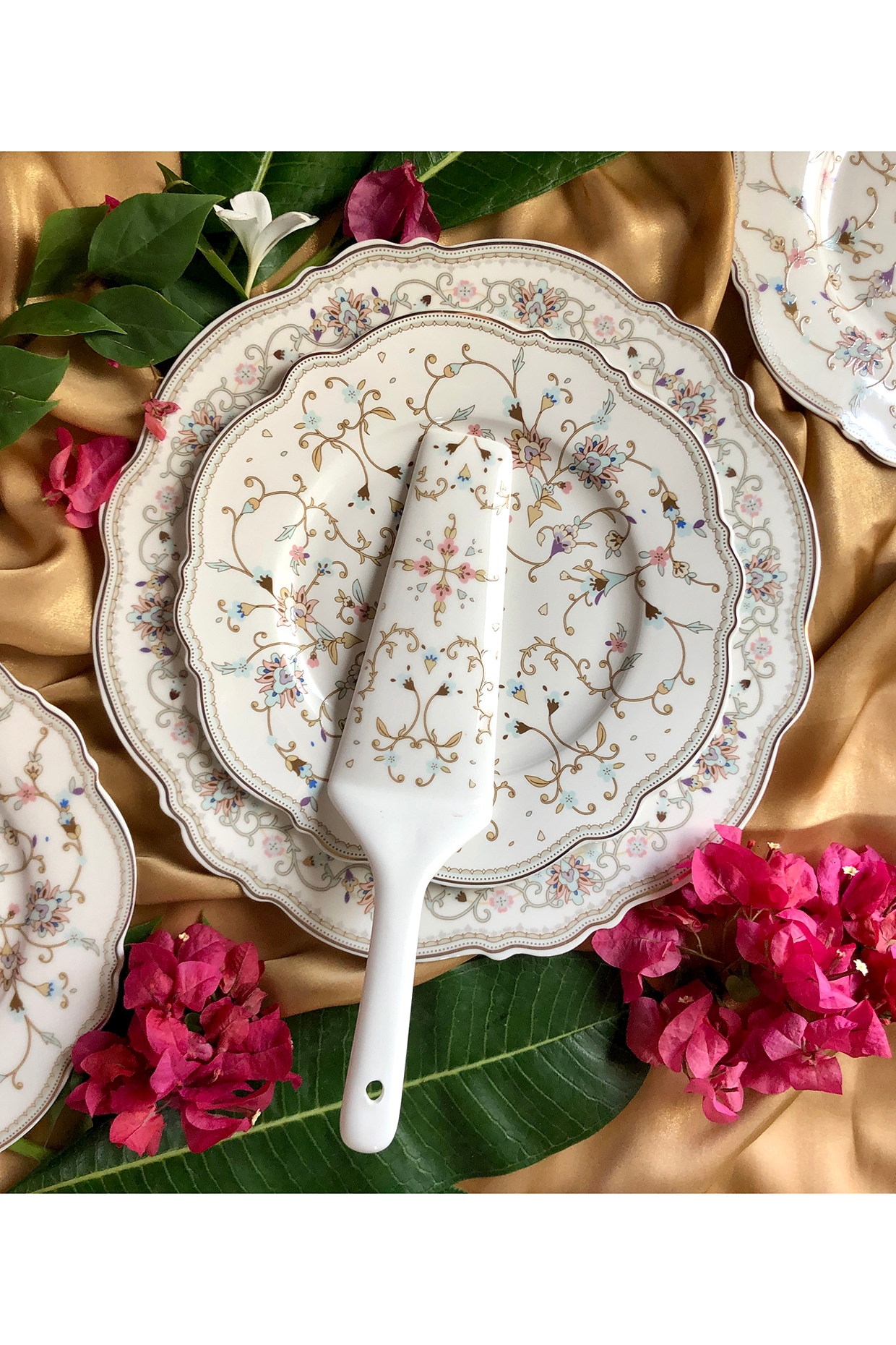 White Porcelain Serving Platter Set With Floral Design (Set of 8) by ...