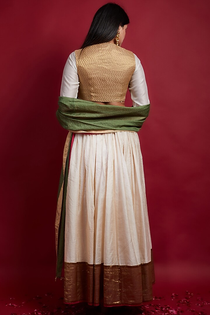 Ivory Chanderi Handloom Woven Zari Striped Lehenga Set by Vinusto at ...