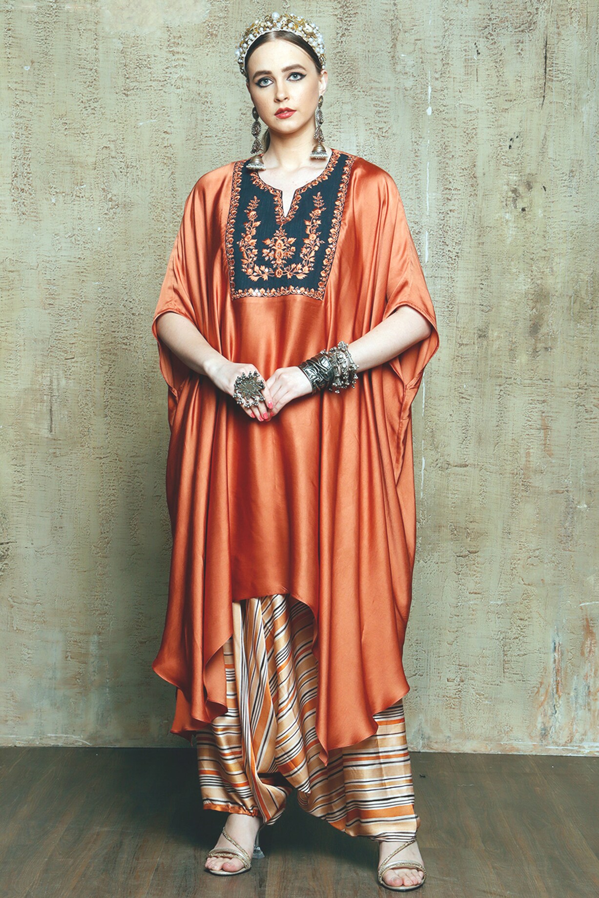 Rust Printed Kaftan Set by Vikram Phadnis at Pernia's Pop Up Shop 2024
