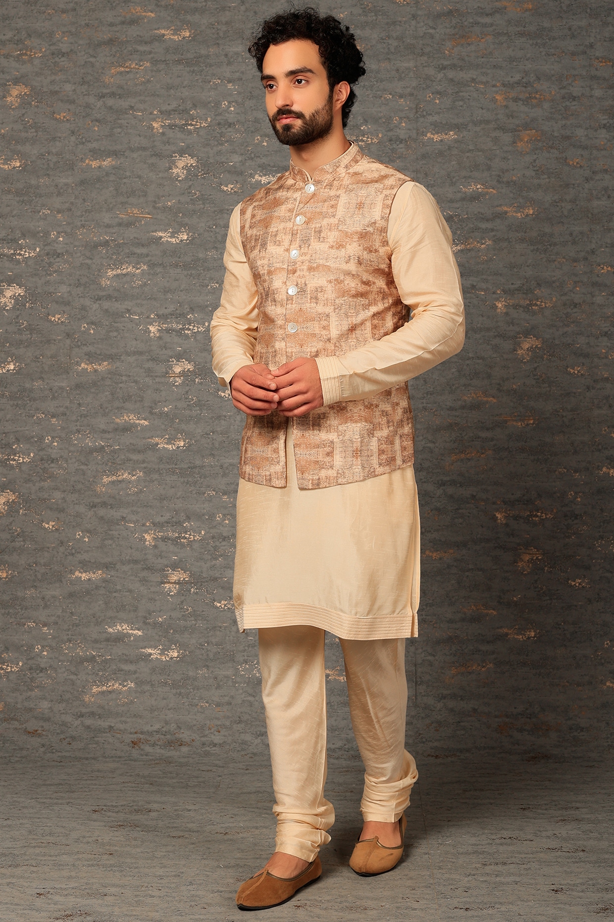 Beige Printed Bundi Jacket Set by Vanshik at Pernia's Pop Up Shop 2025