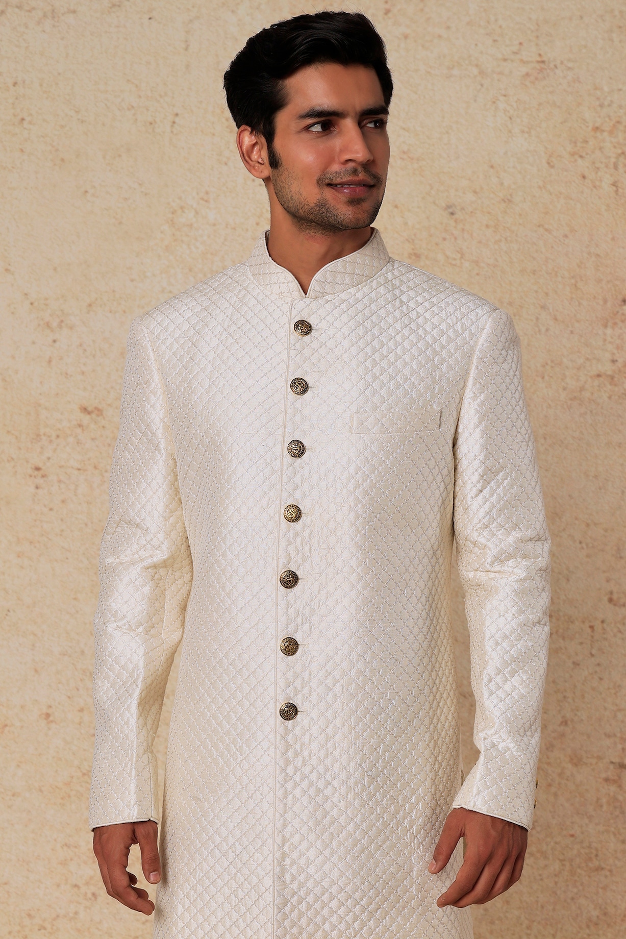 Ivory Quilted Sherwani Set Design by Vanshik at Pernia's Pop Up Shop 2024