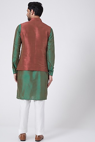 Vavci: Buy Vavci Designer Sherwanis, Kurtas, Pants, Jackets 2021