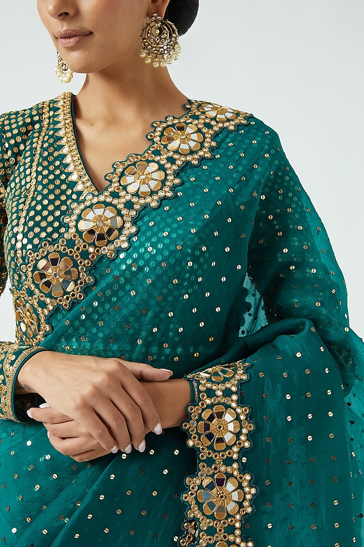Emerald Green Silk Organza Mirror Work Saree Set by Vvani By Vani Vats ...