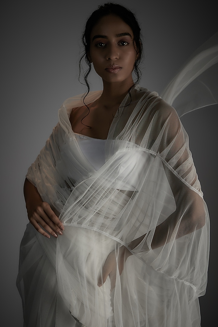 White Net Ruched Palla Saree Set Design by Wendell Rodricks at Pernia's ...