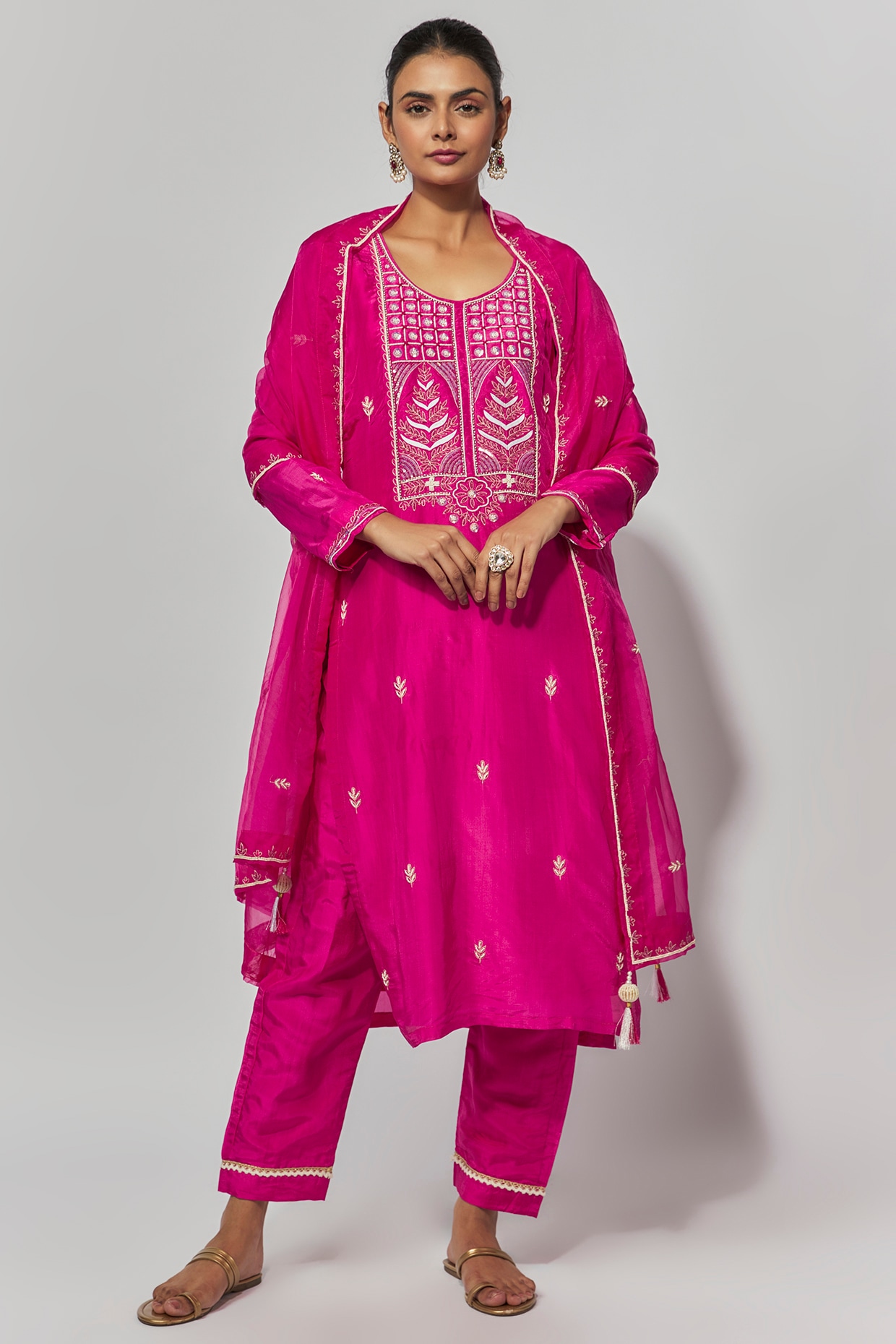 Hot Pink Silk Thread & Pearl Hand Embroidered Kurta Set by Yuvrani ...