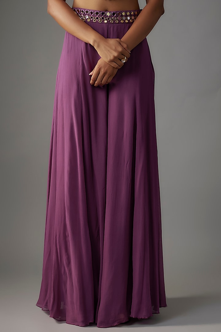 Lavender Organza Mirror Work Tie-Dye Scalloped Cape Set by Yoshita Couture at Pernia's Pop Up ...