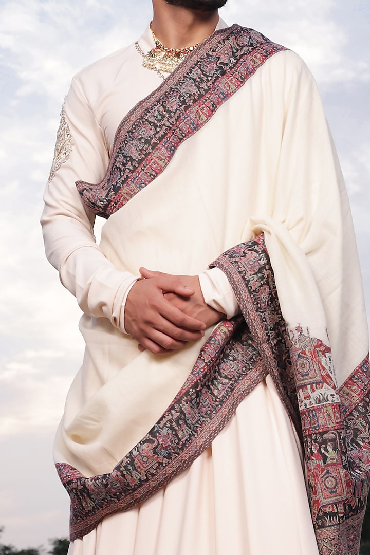 Ivory Crepe Hand Embroidered Anarkali Kurta Set by ZENITH COUTURE at ...