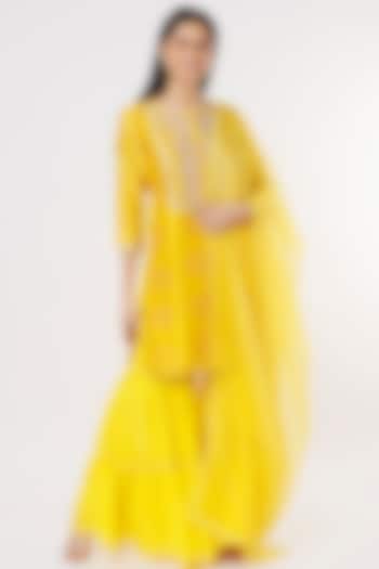 Yellow Silk Bandhej Sharara Set by Zari Jaipur at Pernia's Pop Up Shop 2025
