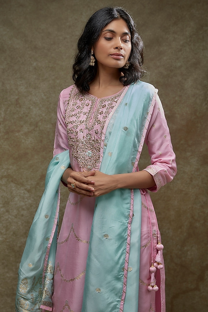 Pink Silk Embroidered Kurta Set Design by Zari Jaipur at Pernia's Pop ...