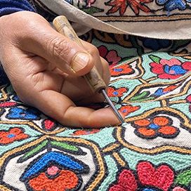 Know The Rich History of Kashmiri Crewel Embroidery 2024