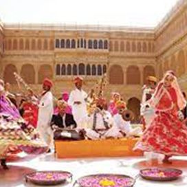 Exploring the Tradition of the Mehfil Ceremony in Rajasthani Weddings 2025
