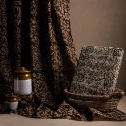 Explore The Rich History Behind Pochampally Sarees 2025