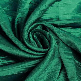 How Is Taffeta Material Made? A Complete Guide 2025