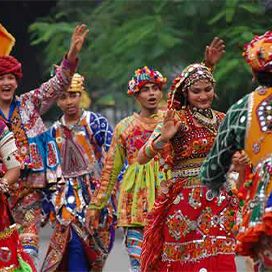 Guide to Chaniya Choli styles & origins. 2025